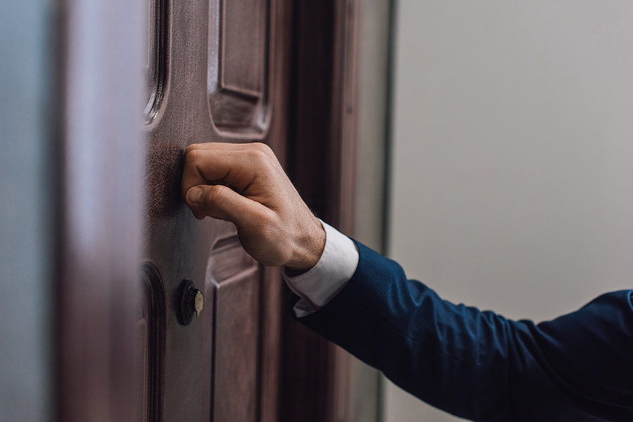 What Exactly is an IRS Revenue Officer?
